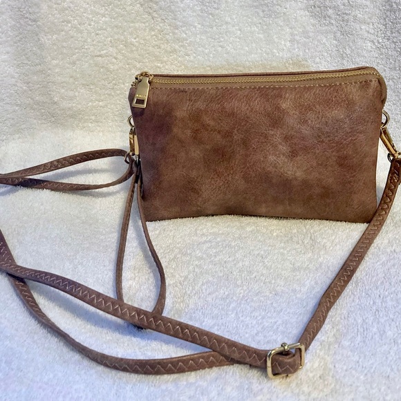 Jen & Co. | Bags | Jen Co Riley Crossbody Bag Wallet Clutch In Dusty ...